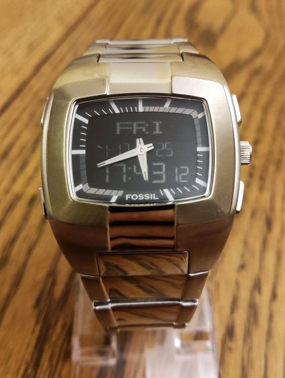 Fossil Uhr Analog und Digital (Gebraucht) in Aarau für CHF 29 – mit ...