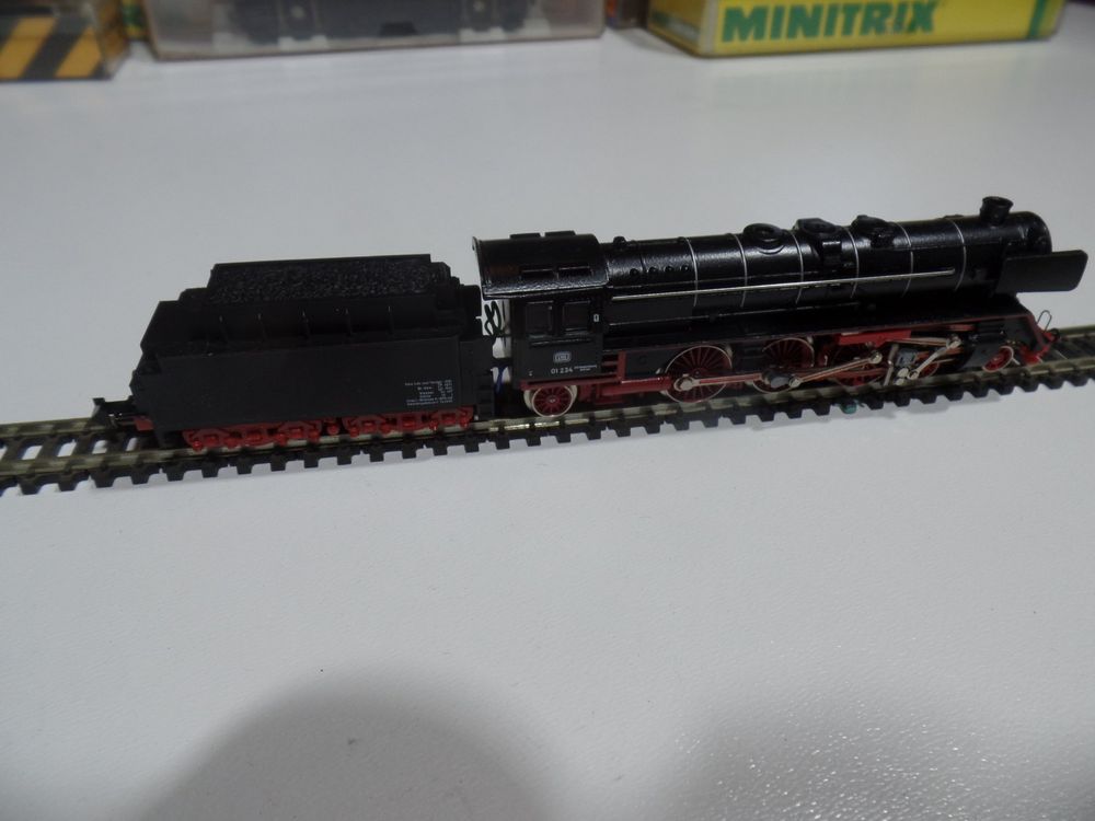 Schlepptenderlok BR 01 Minitrix 12076 (Neu und originalverpackt) in ...