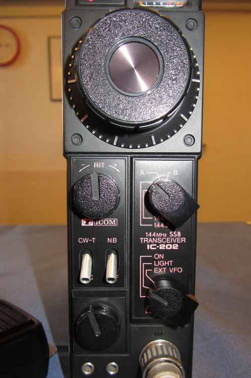 ICOM IC-202, 2m SSB/CW QRP Transceiver (Gebraucht) in Chur für CHF 51 – mit Lieferung auf ...