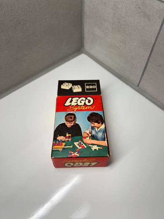 Lego 220 - 2 x 2 "Pat. pend." Bricks (weiss) (Gebraucht) in für CHF 14 ...