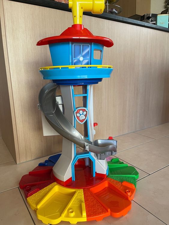 Paw Patrol Station mit Fahrzeugen und Welpen (Gebraucht) in Meienberg ...