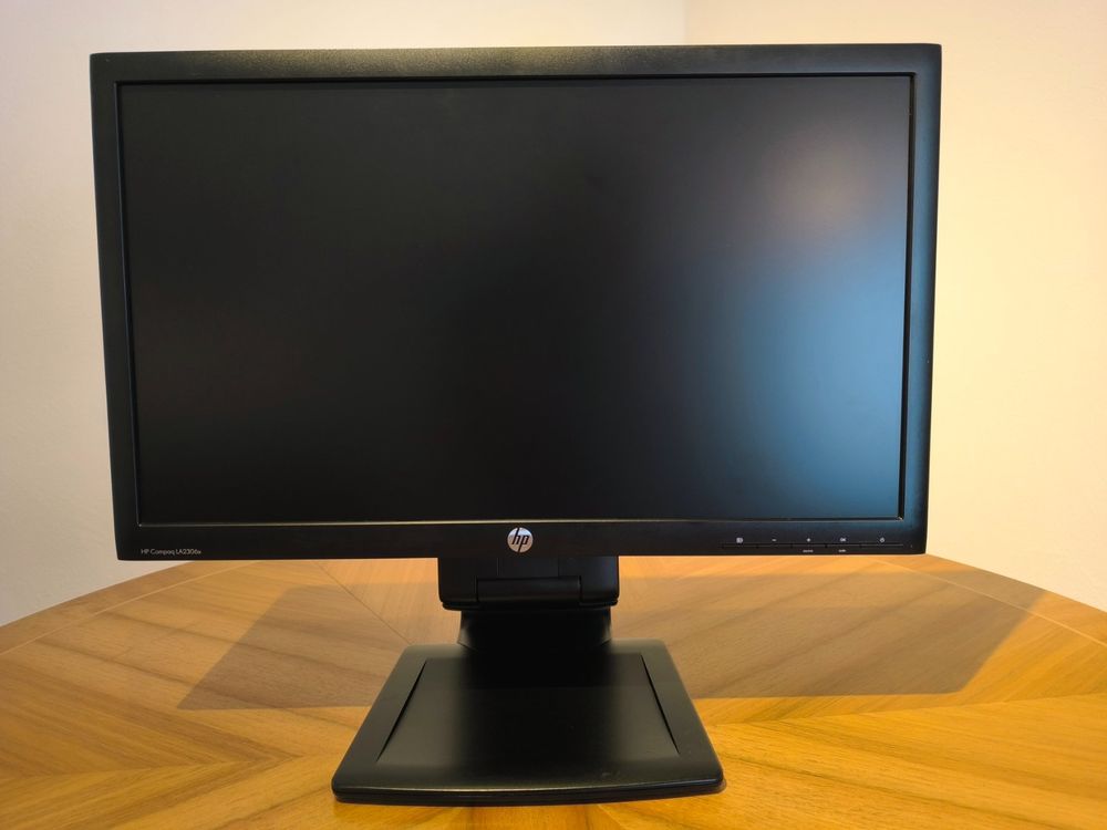 Monitor (23 Zoll) HP Compaq LA2306x | Kaufen auf Ricardo