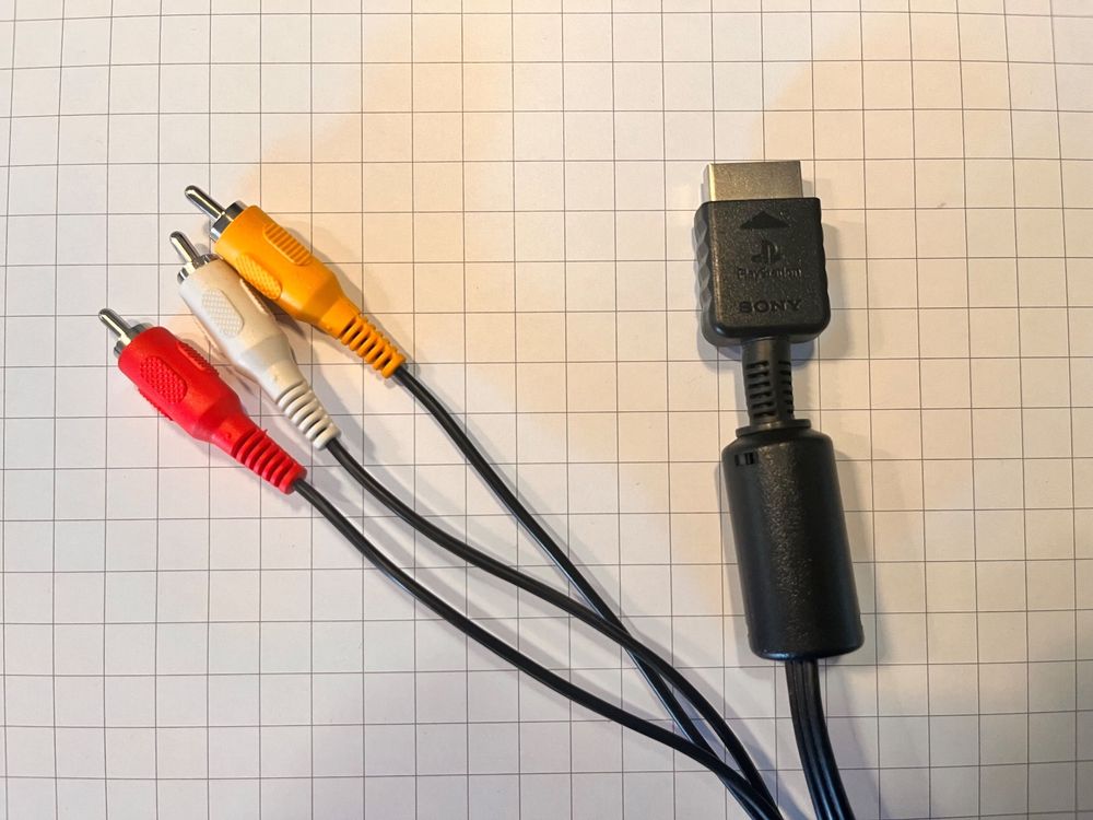 Ps2 original Bildschirmkabel (Gebraucht) in Tann für CHF 5 – mit ...