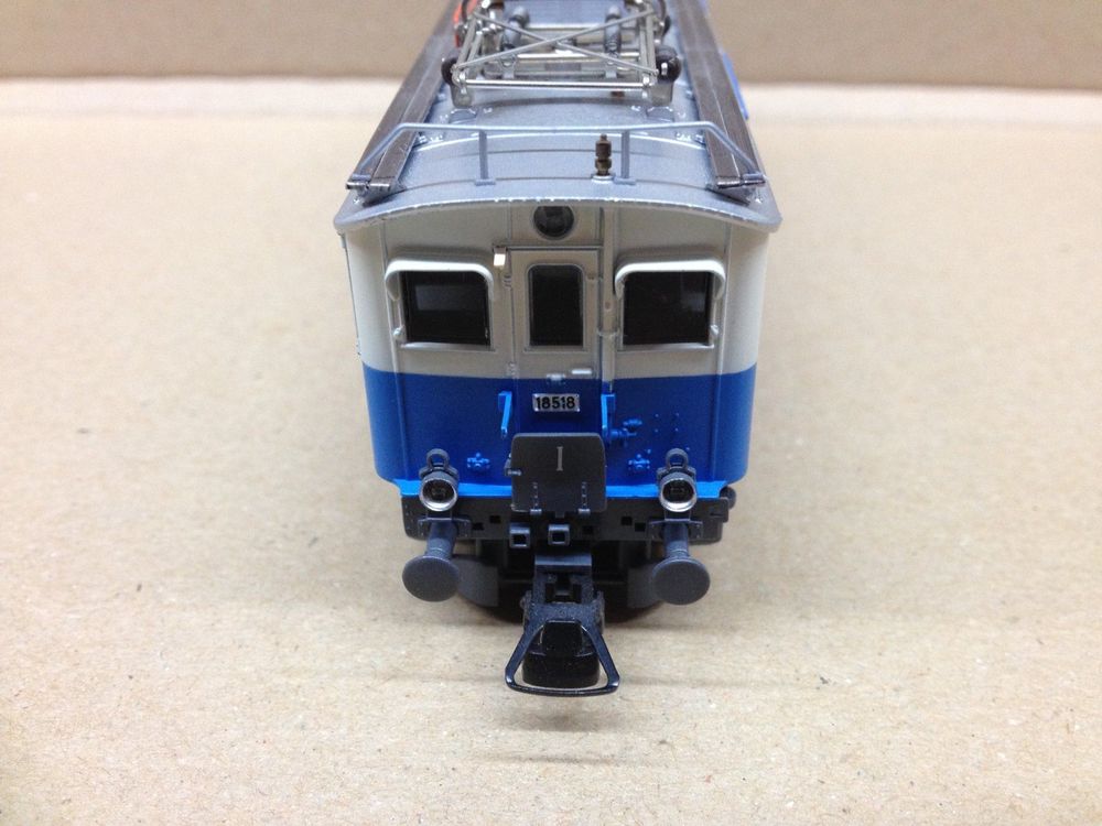 Roco 43631 SBB Gepäcktriebwagen Fe 4/4 (Gebraucht) in Neuendorf für CHF ...