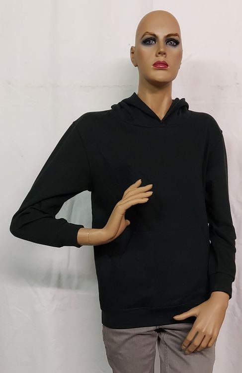 Neuer schwarzer Pullover / Hoodie Gr. 152 (Neu und originalverpackt) in Basel für CHF 1 – mit ...