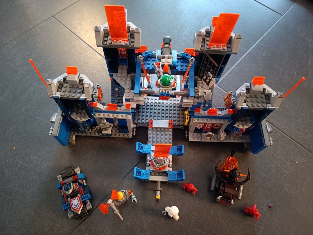 Lego Nexo Knights, The Fortrex 70317 (Gebraucht) in Granges-Paccot für ...
