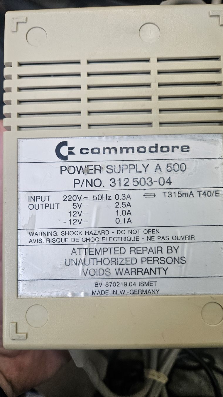 Vintage Commodore Power Supplies - 2 x A500 & Transformer! (Defekt) in ...