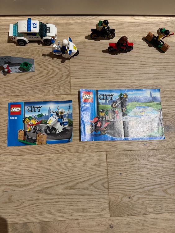 Lego City Polizei 60041 & 60042 (Gebraucht) in Aesch BL für CHF 10 ...