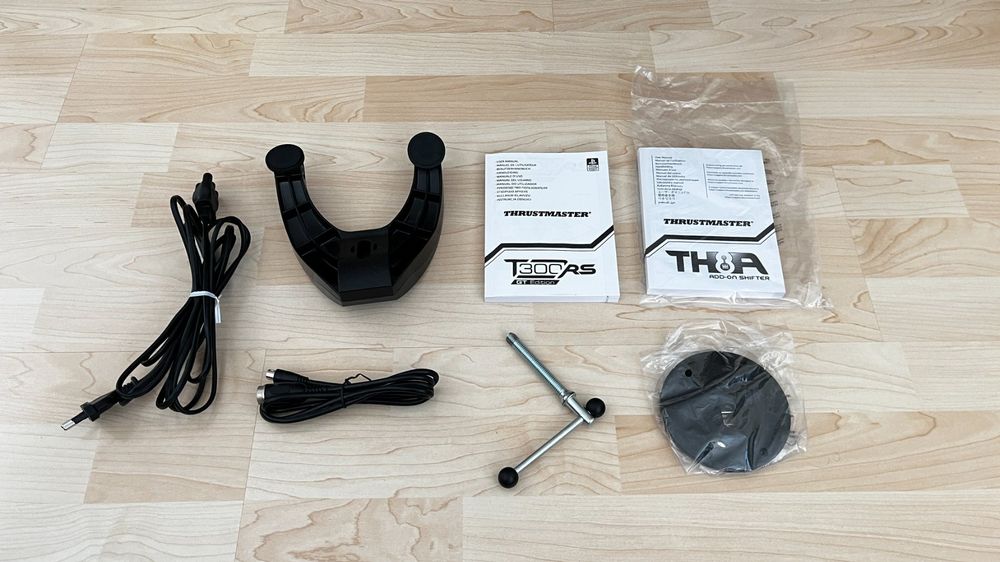 Thrustmaster T300 RS GT Edition Wheel + TH8A Schaltung (Gebraucht) in ...