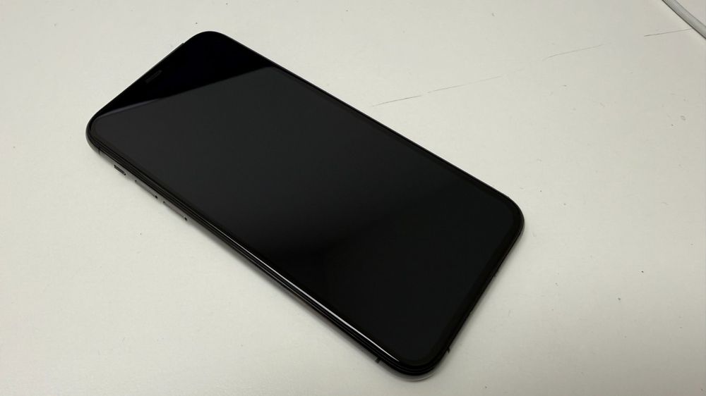 Apple iPhone 11 Pro, 256GB, Space Gray, defekt (Defekt) in Basel für ...