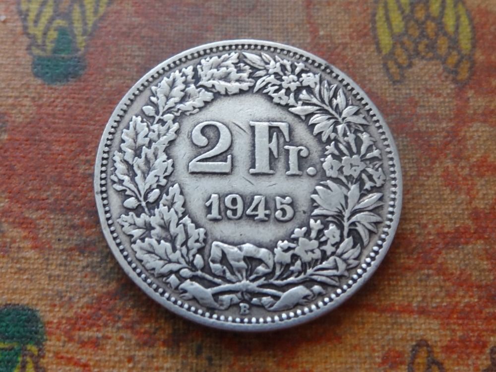 2 Fr. 1945 (A) (Gebraucht) in Romanel-sur-Lausanne für CHF 9.9 – mit Lieferung auf Ricardo kaufen