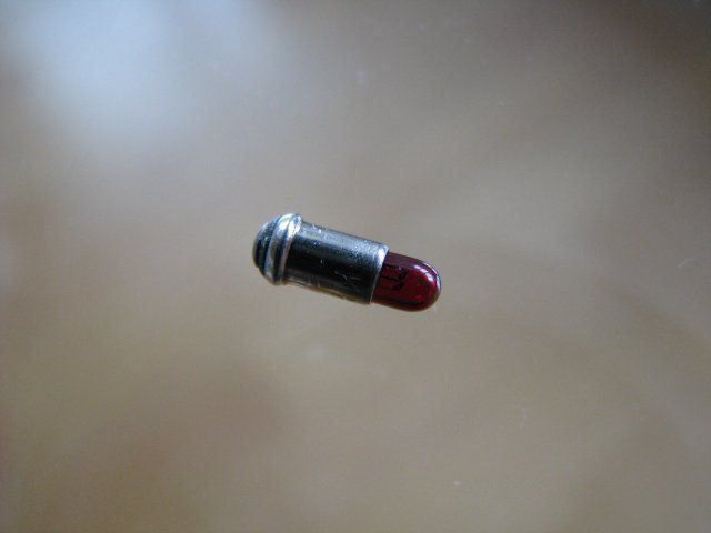 Märklin 602010 Glühlampe rot 16V 0,5 VA | Kaufen auf Ricardo