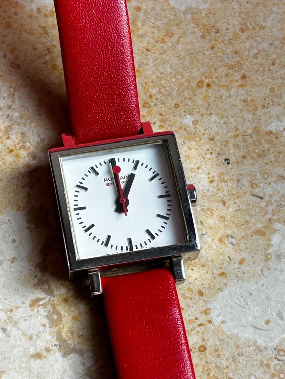 Damenuhr MONDAINE (SBB-UHR) ROT | Kaufen auf Ricardo