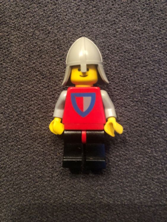 Lego figurine soldat Soldier Knight Castle 1981 (Gebraucht) in Fully ...