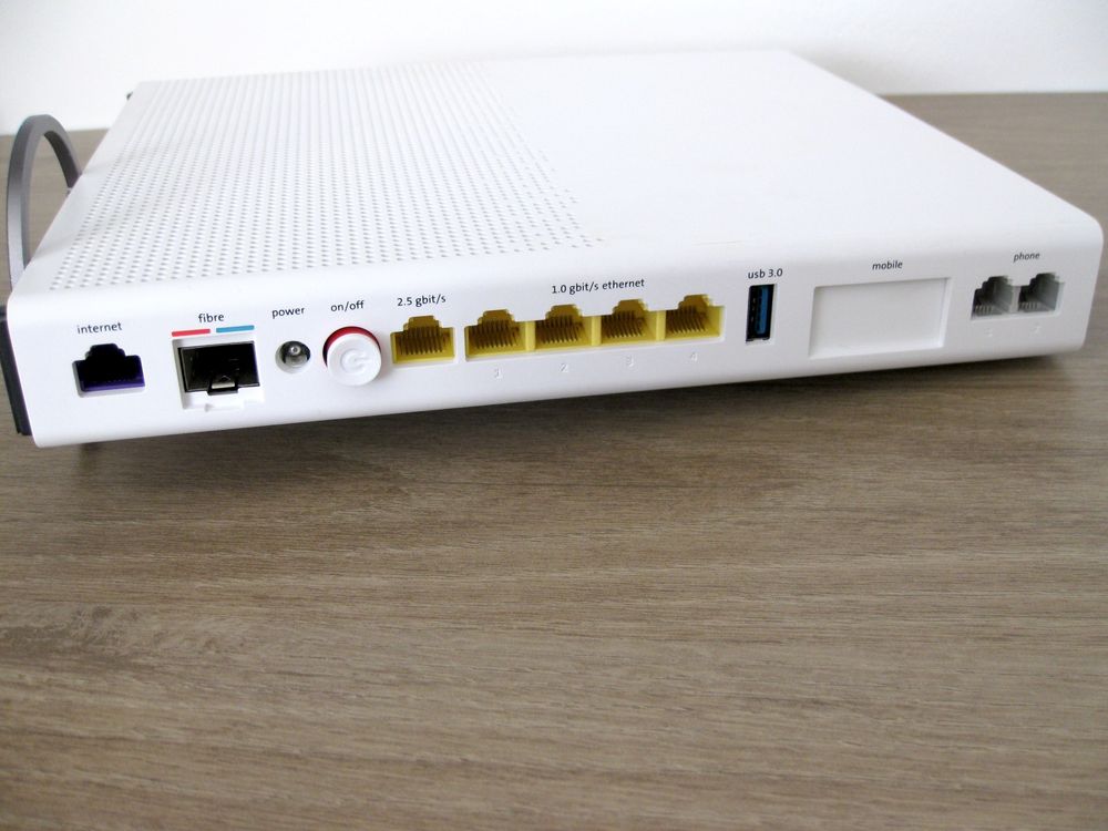 Swisscom Internet-Box 3 raccordement cuivre et fibre optique (Gebraucht ...
