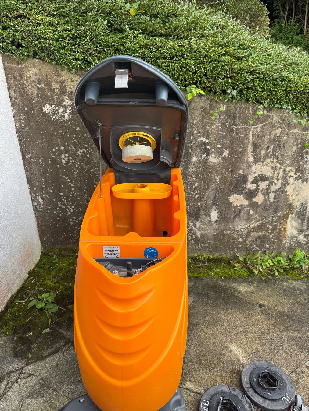 Taski 1255B Scheuersaugmaschine( taski Wetrok cleanfix) (Gebraucht) in ...