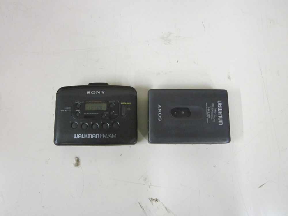 SONY Walkman Type WM-FX413 et SONY WM-FX56 (Defekt) in Grand-lancy für ...
