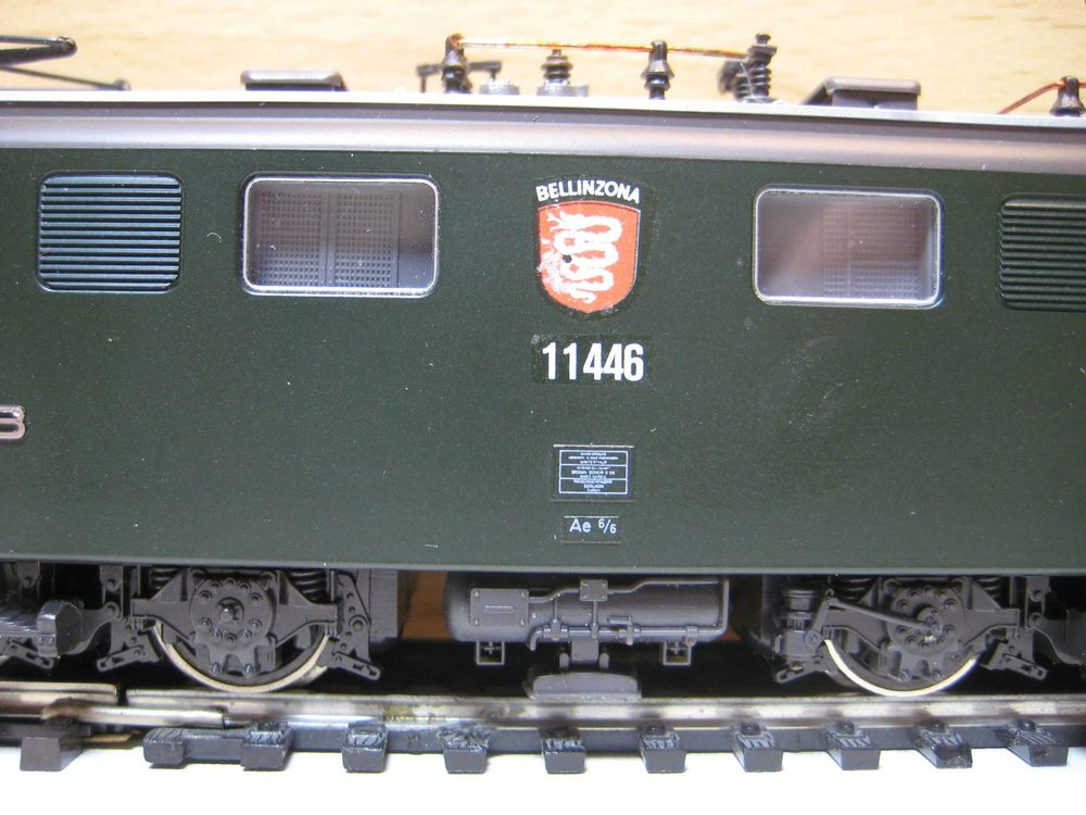 ROCO Ae 6/6 11446 " Bellinzona " analog H0-DC OVP (Neu (gemäss ...