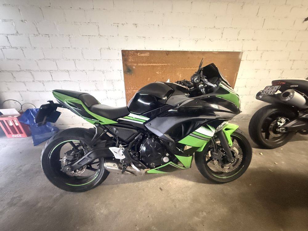 Elegantes Kawasaki Ninja Gebraucht Bilder