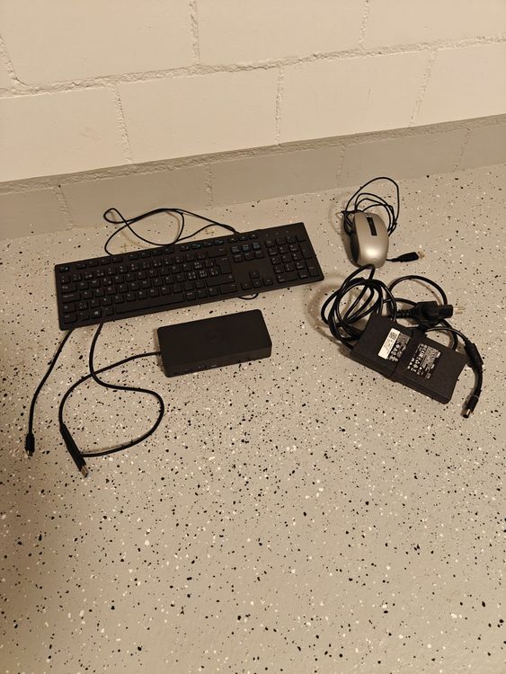 DELL Docking Station D600 mit Tastatur und Maus (Gebraucht) in ...