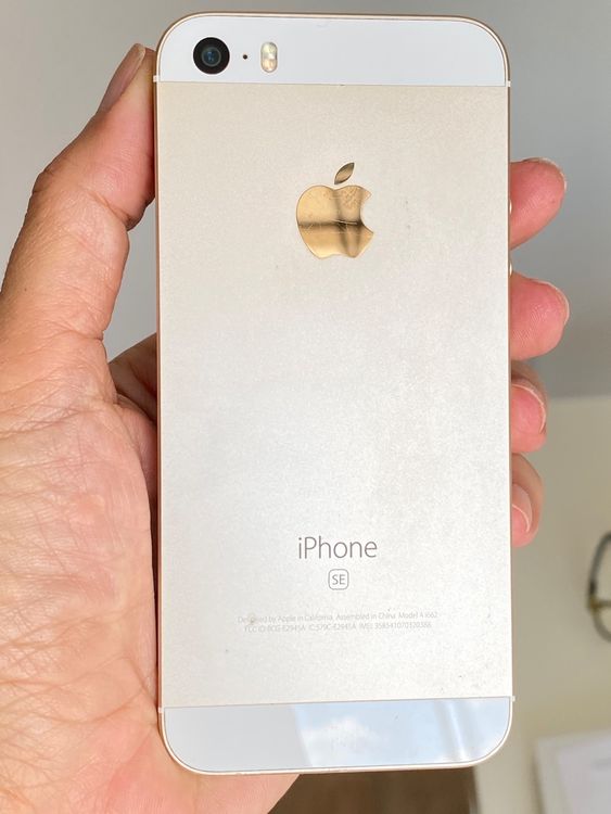 Iphone SE 16GB Batterie 80% (Model A1662) | Kaufen auf Ricardo