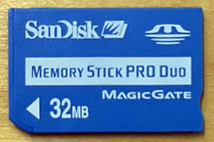 SanDisk 32MB Memory Stick PRO Duo (Neu (gemäss Beschreibung)) in ...