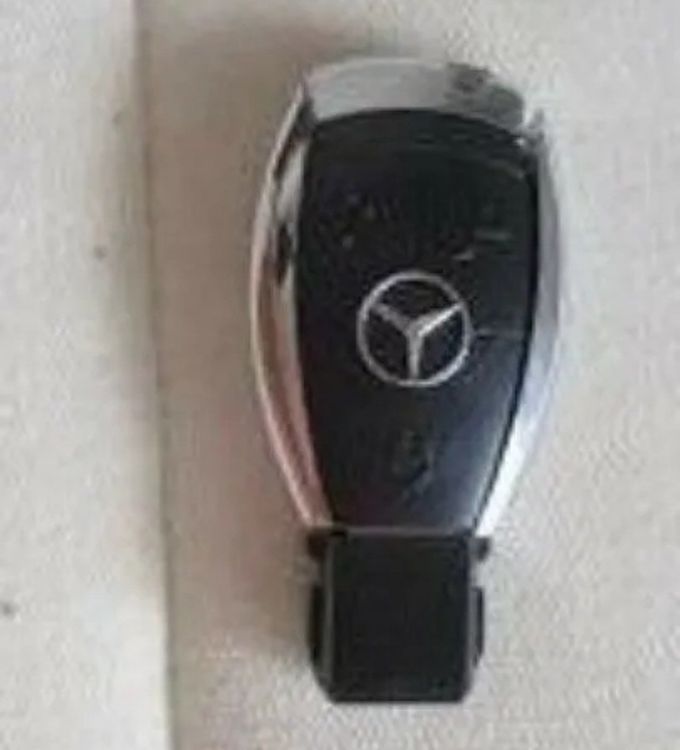 Mercedes Benz USB Stick 16 GB (Neu (gemäss Beschreibung)) in Neuenhof ...