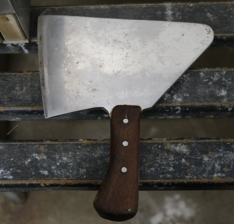 Grosses Hackbeil mit Aufbewahrungsbox 💪🔪 (Gebraucht) in Chur für CHF 24 ...