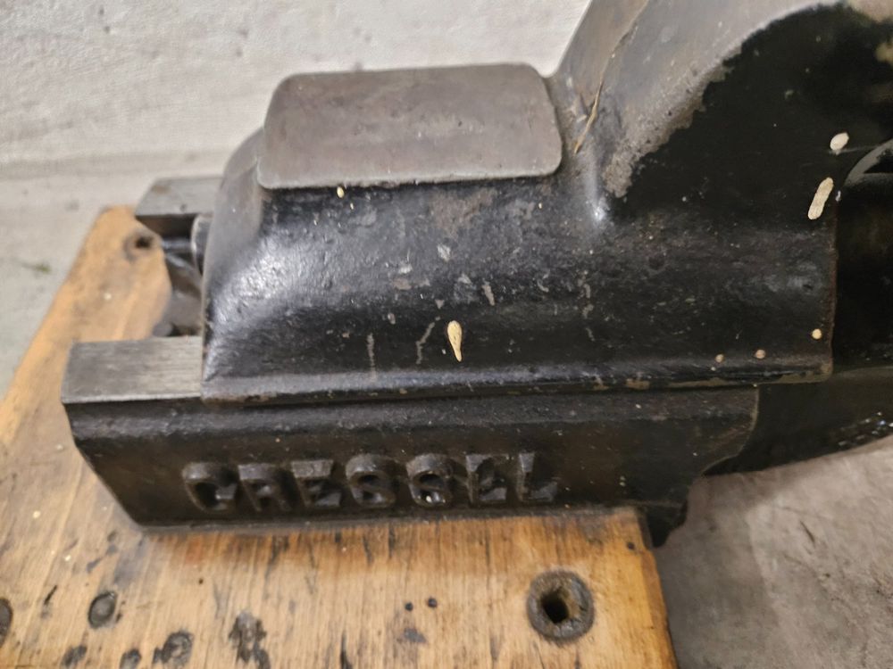 Robuste Amboss-Schraubstock von GRESSEL zu verkaufen! (Gebraucht) in ...