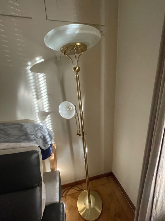 Antike Stehlampe (Gebraucht) in Zürich für CHF 1 – nur Abholung auf Ricardo kaufen