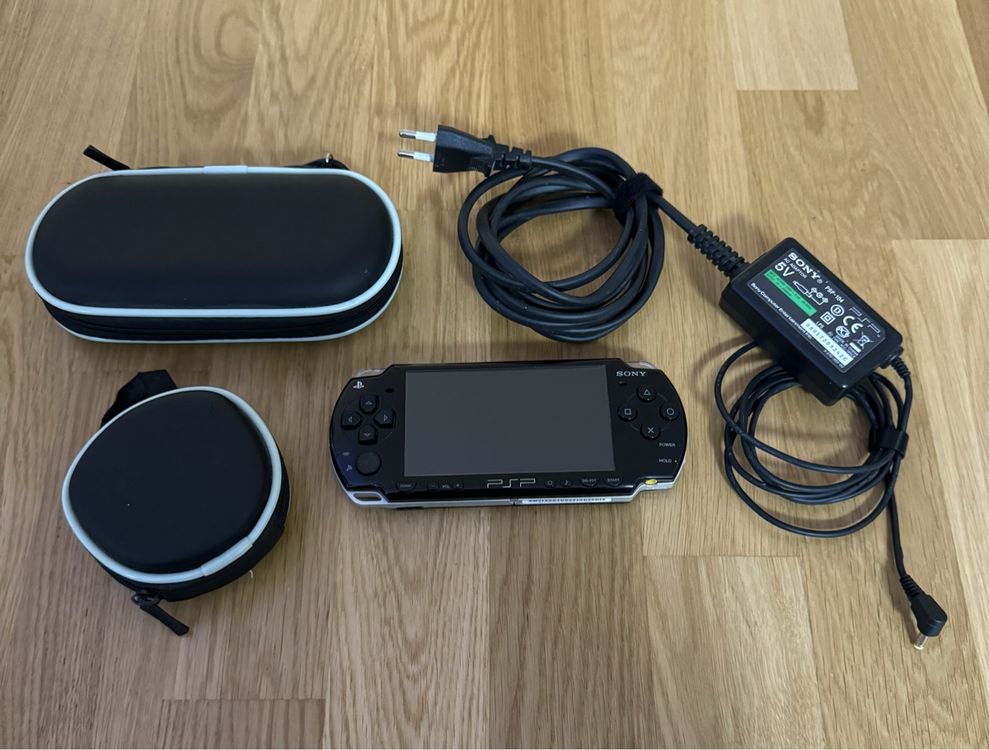 Sony PSP 2004 mit Zubehör (Gebraucht) in Herisau für CHF 103 – mit ...