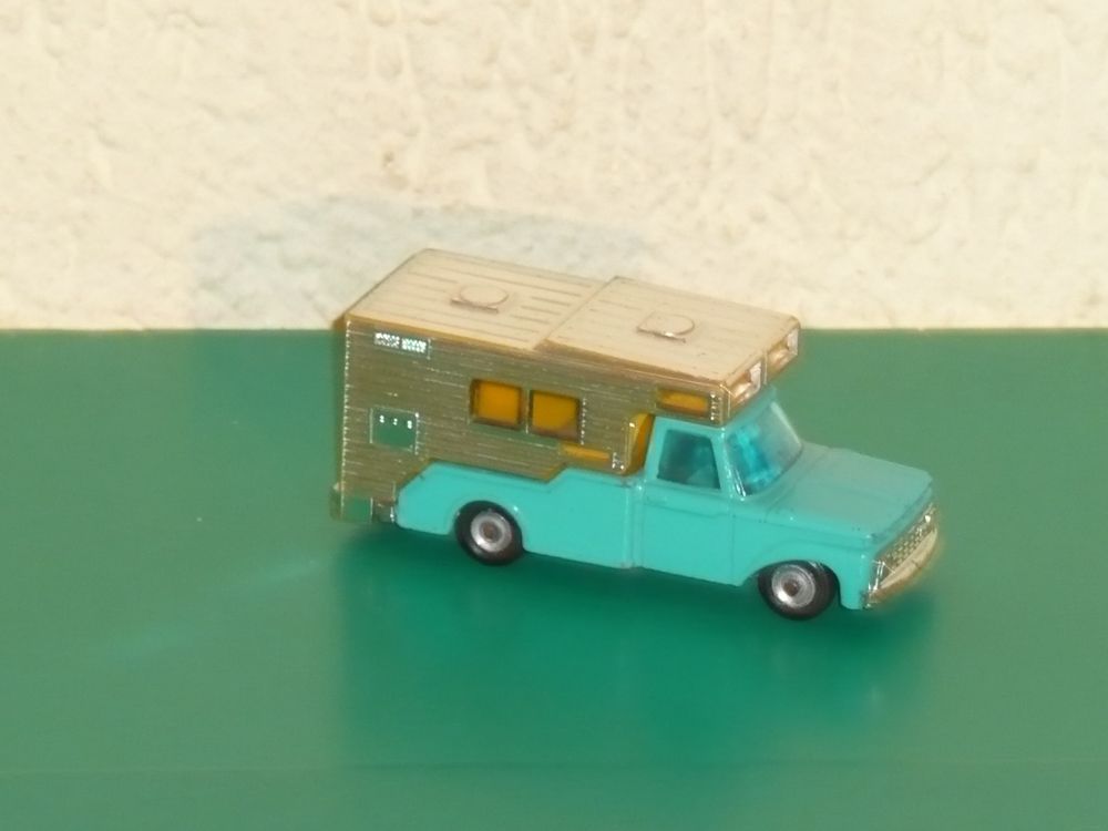 Corgi Juniors " Ford Camper " (Gebraucht) in Kriens für CHF 18 – mit ...