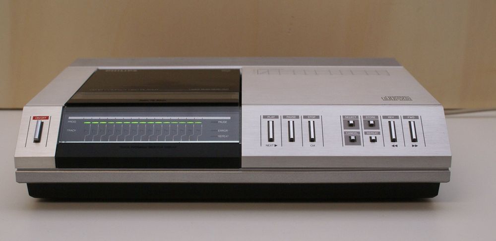 PHILIPS CD101(revidiert) (Gebraucht) in Maegenwil für CHF 360 – nur ...