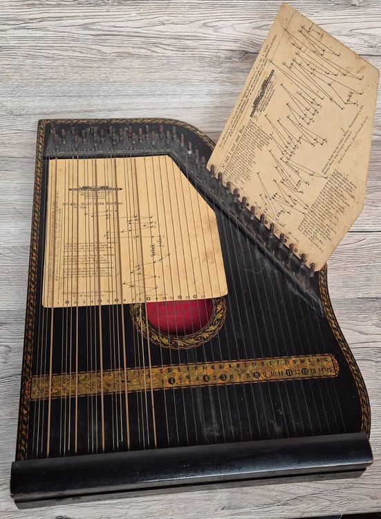 antike Weizenhauer Guitar Zither, vielen Noten + Schlüssel (Gebraucht ...