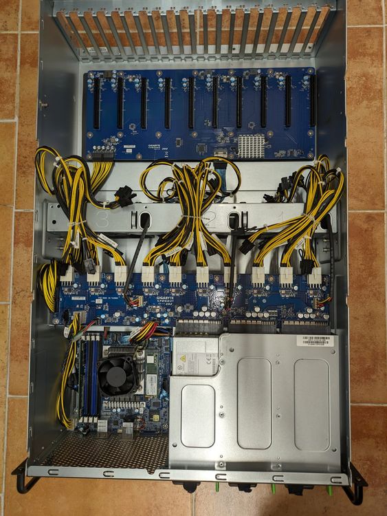 Gigabyte G431 Mining-Rig / KI-Server / NAS / Homelab, no GPU (Gebraucht ...