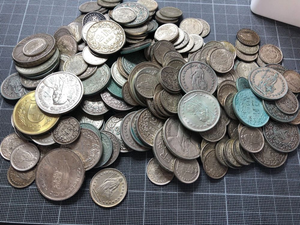 Schweizer Silbergeld 1 kg. (Gebraucht) in St. Peterzell für CHF 663 – mit Lieferung auf Ricardo ...