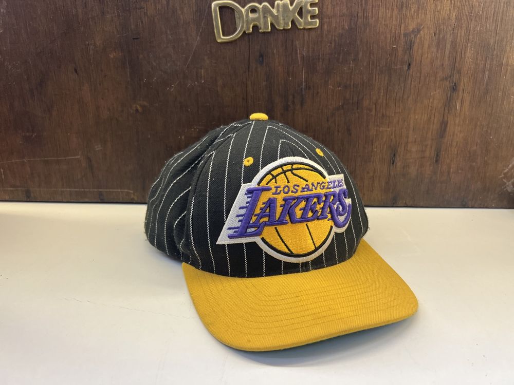 Vintage NBA Los Angeles Lakers Cape Mitchell & Ness (Gebraucht) in ...