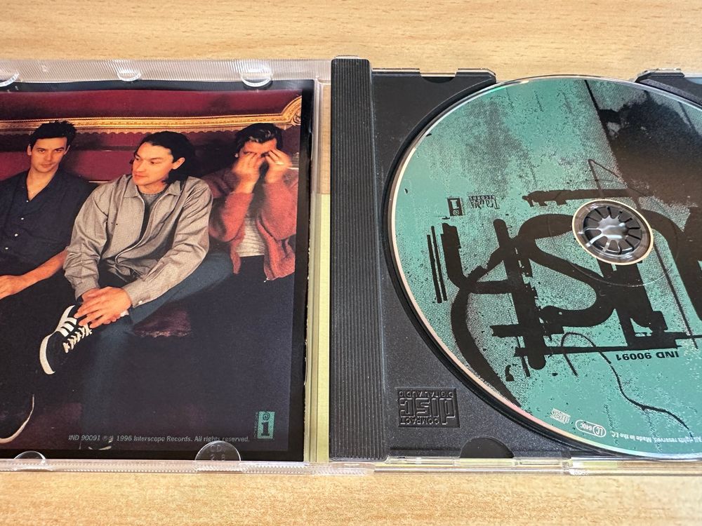 A4 Bush – Razorblade Suitcase (Gebraucht) in Rikon im Tösstal für CHF 6 ...