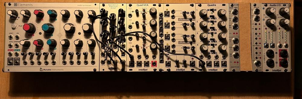 Make Noise Skiff (Modular Synthesizer) - only rack! | Kaufen auf Ricardo