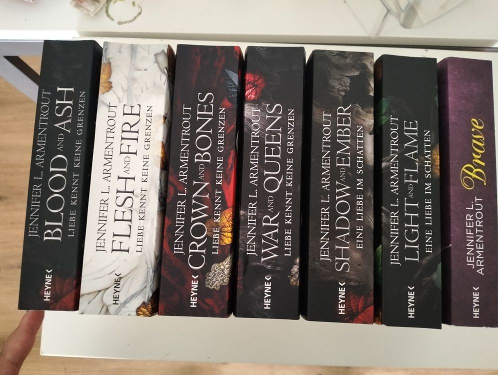 Bücher von Jennifer L. Armentrout (Gebraucht) in Lichtensteig für CHF ...