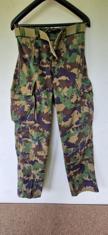 Schweizer Armee Militär Taz 90 Hose (Gebraucht) in Rüfenach AG für CHF ...