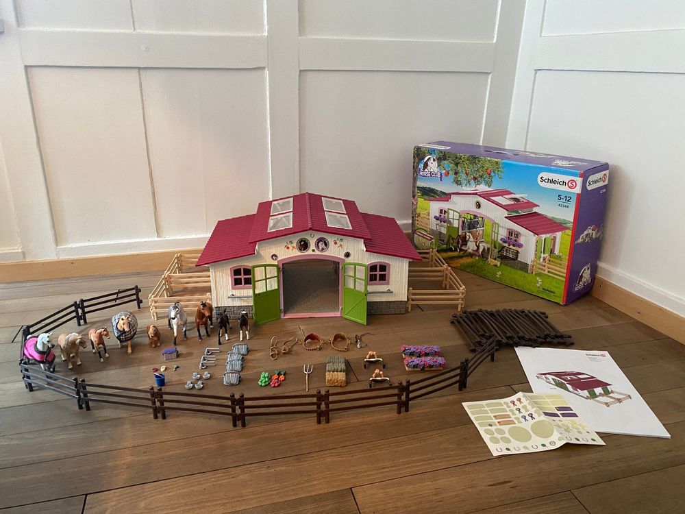 Schleich Pferdestall 42344 Horse Club mit viel Zubehör (Gebraucht) in ...