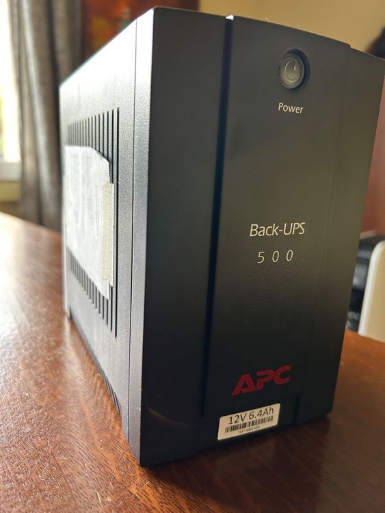 APC Back-UPS AVR, IEC 500 VA, 300 W computer | Kaufen auf Ricardo