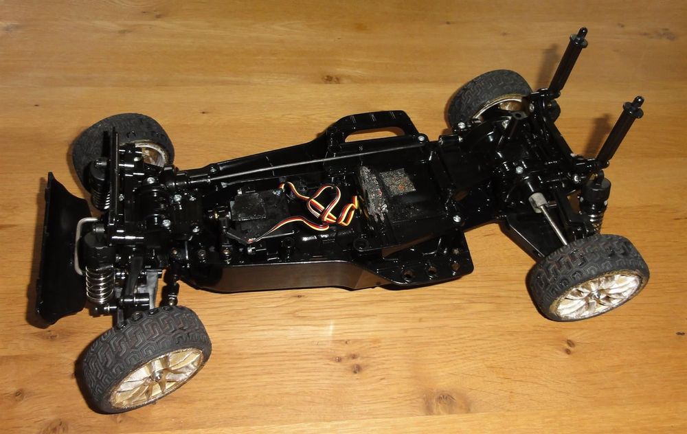 Oldie - Tamiya TA01/02 Chassis 1:10, 4WD | Kaufen auf Ricardo