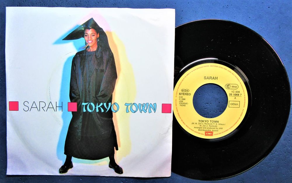 45T VINYL SARAH TOKYO TOWN (Gebraucht) in Ettingen für CHF 0.95 – mit ...