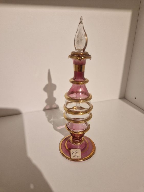 Vintage Glas Parfüm Flakon, rosa mit Goldrand, Deko (Neu (gemäss ...