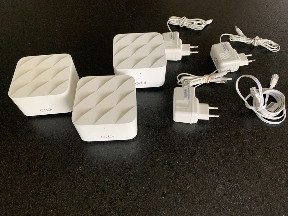 Netgear RBR10 Router mit 2 Satelliten (Gebraucht) in Sirnach für CHF 20 ...