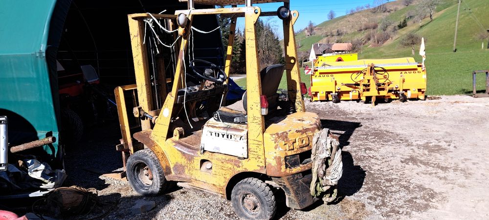 stapler Toyota (Defekt) in Heimisbach für CHF 2000 – nur Abholung auf ...