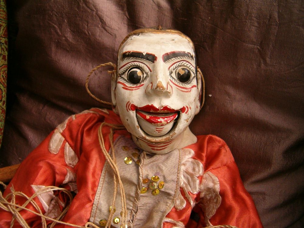 ANTIKE sehr bewegliche MARIONETTE (Gebraucht) in Luzern für CHF 40 – mit Lieferung auf Ricardo ...