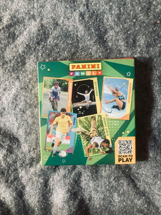 Panini Family: Boîte de cartes à collectionner NEUVE!🔥 (53) (Neuf avec ...